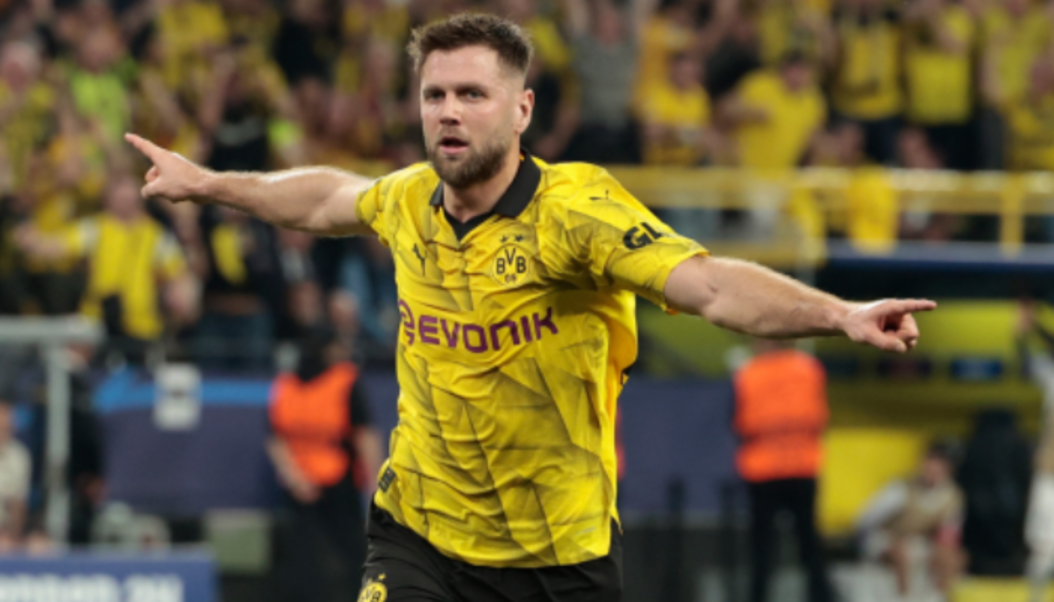 CHAMPIONS LEAGUE SEMI-FINAL : BORUSSIA DORTMUND VS PARIS SAINT-GERMAIN ...